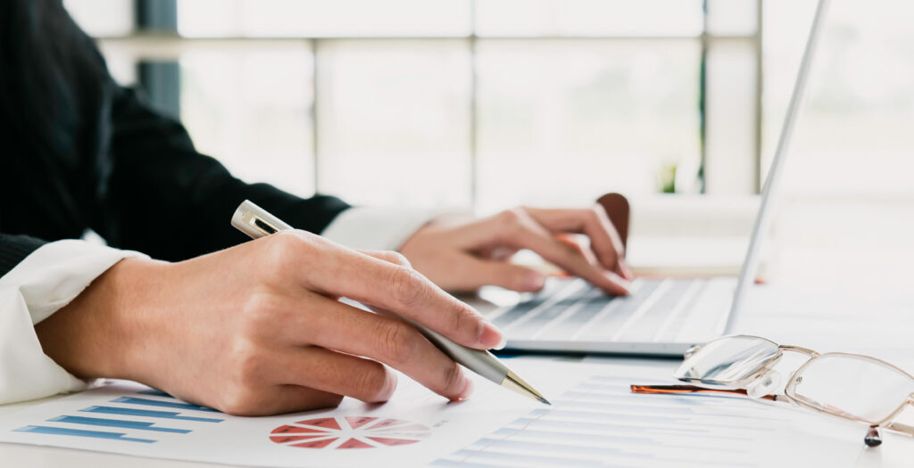 Financial Services – Roe Group